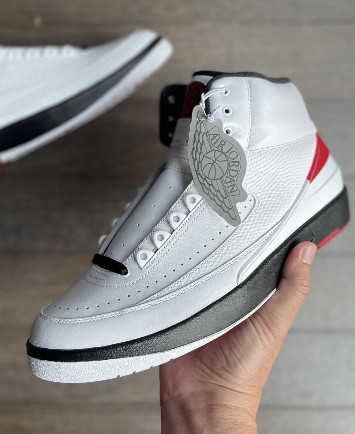 Un vistazo más a detalles del Air Jordan II 'Chicago' | Desempacados